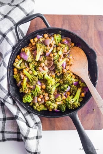 Broccoli Chickpea Stir Fry - Easy 20 Minute Dinner
