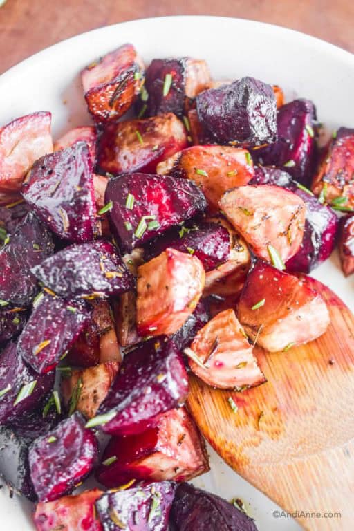 Date Squares: A Classic Recipe That You'll Love - AndiAnne