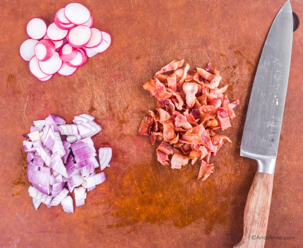 Beet Bacon Feta Salad With Easy Homemade Dressing