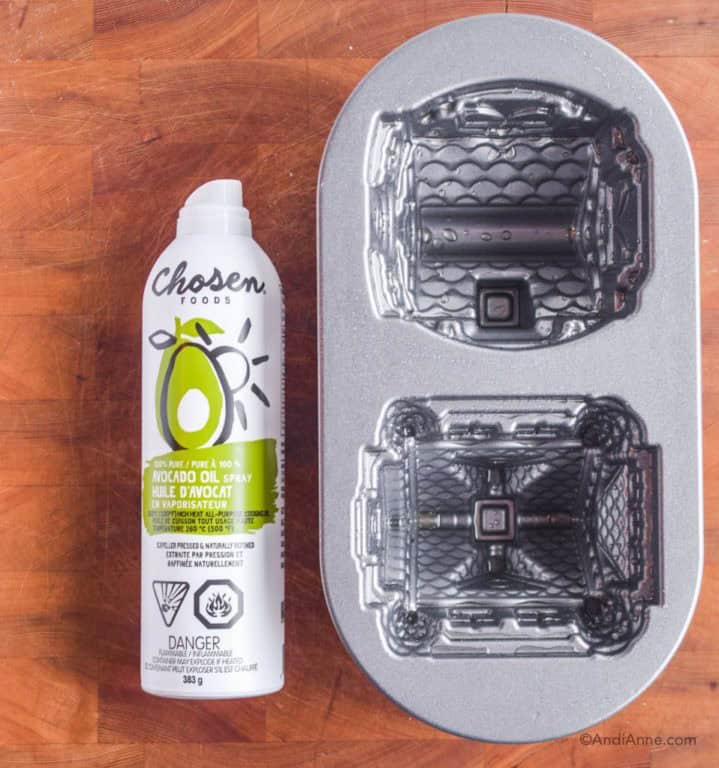 Gingerbread House Cake (Using Gingerbread House Duet Pan)