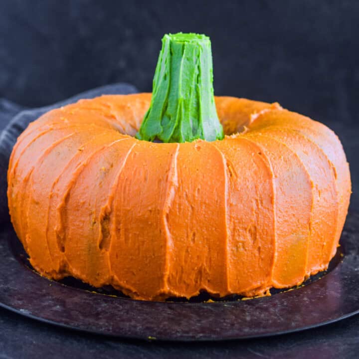 Pumpkin Shaped Cake - Andi Anne