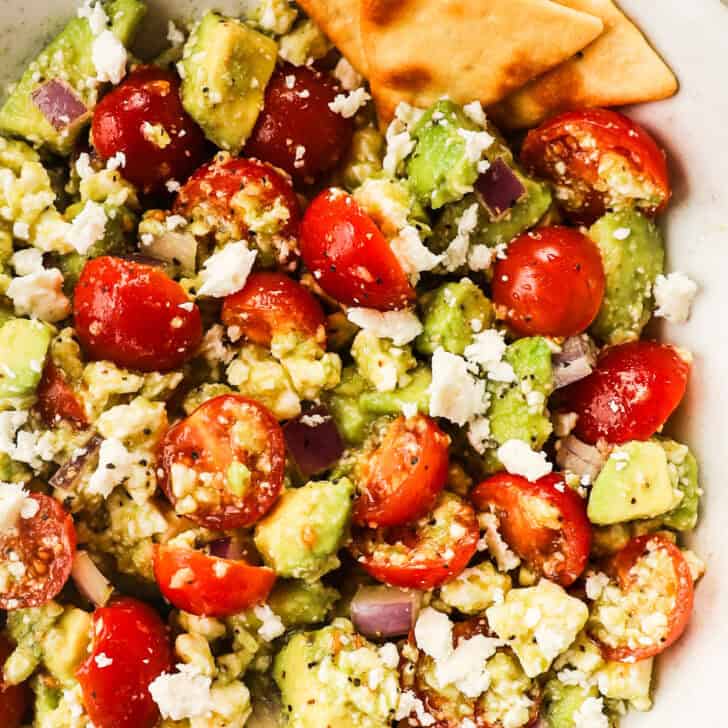 Easy Avocado Feta Dip (Fresh, Flavorful, Ready in 10 Minutes)