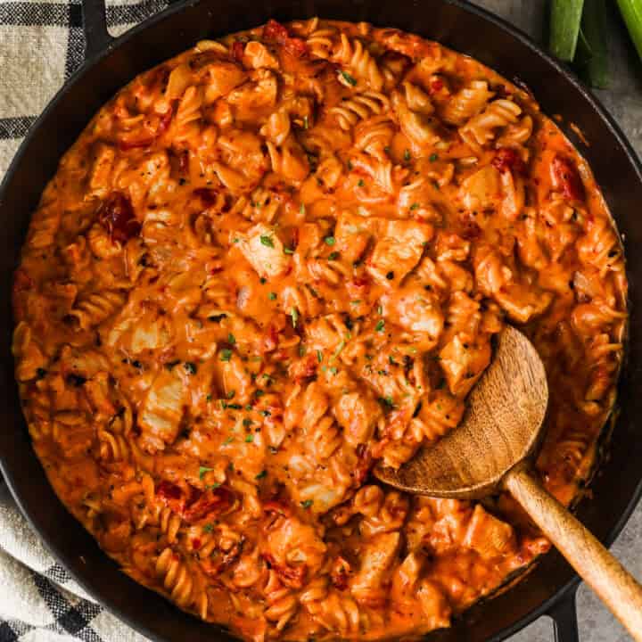 One Pot BBQ Chicken Pasta (Creamy & Cheesy Skillet Dinner)